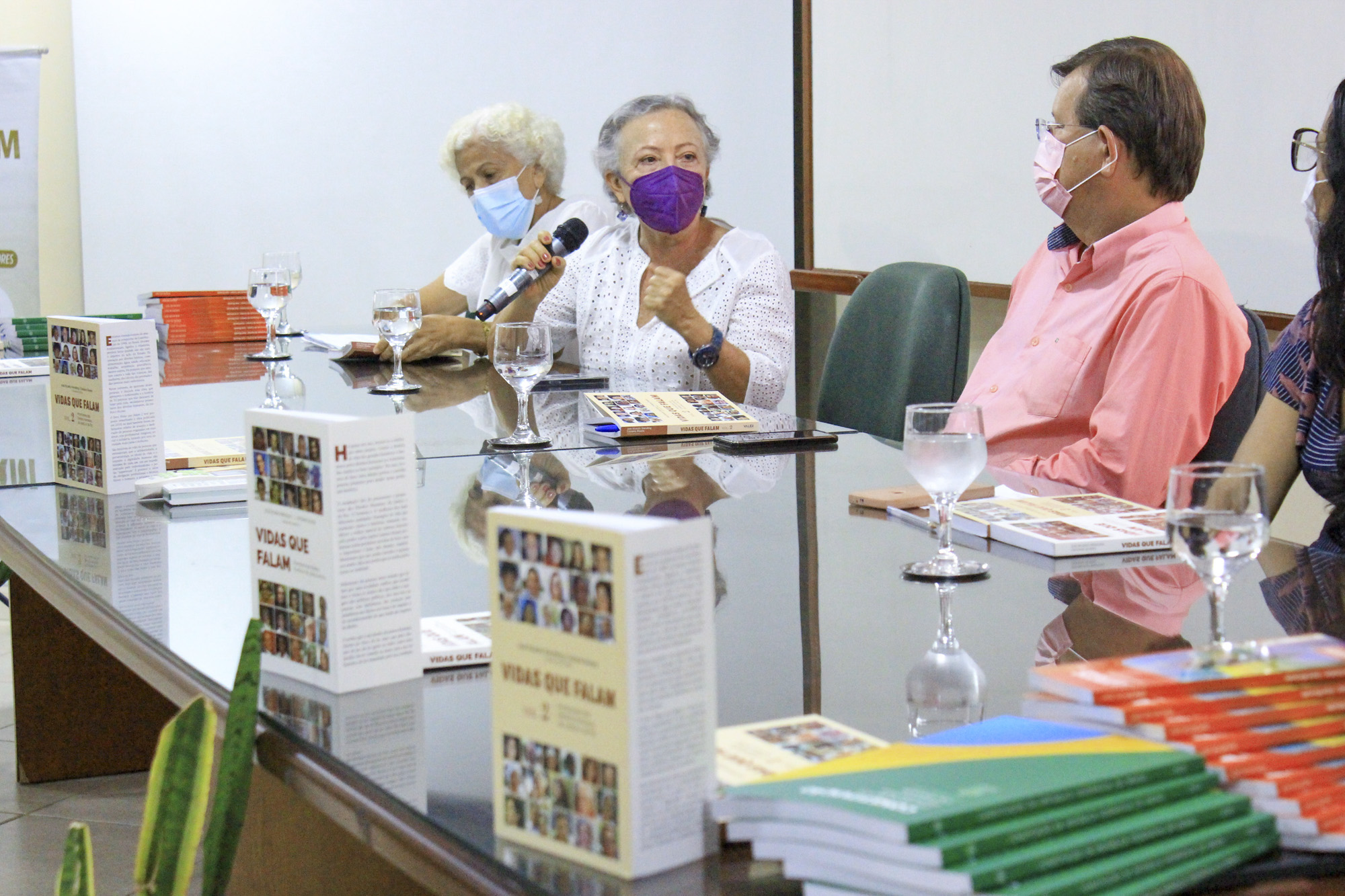 Fiocruz Amazônia recebe lançamento do livro Vidas Que Falam 2 – ILMD